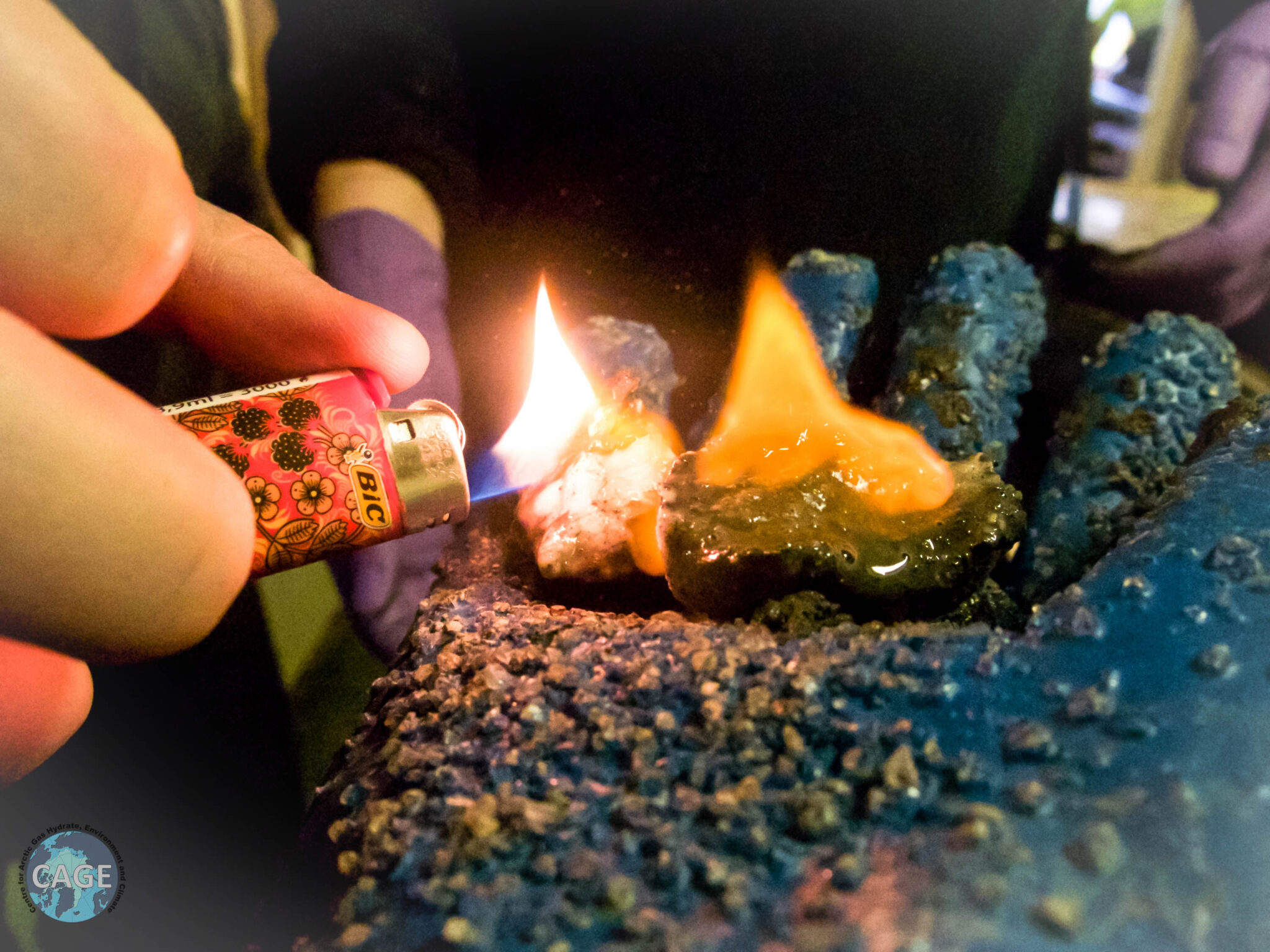 Methane hydrate is not a smoking gun in the Arctic Ocean - CAGE, Centre ...