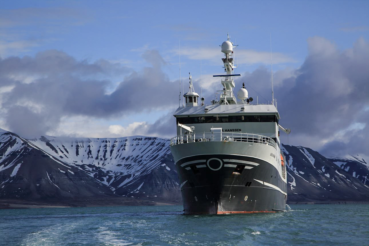 Research vessel R/V Helmer Hanssen - CAGE, Centre for Arctic Gas ...